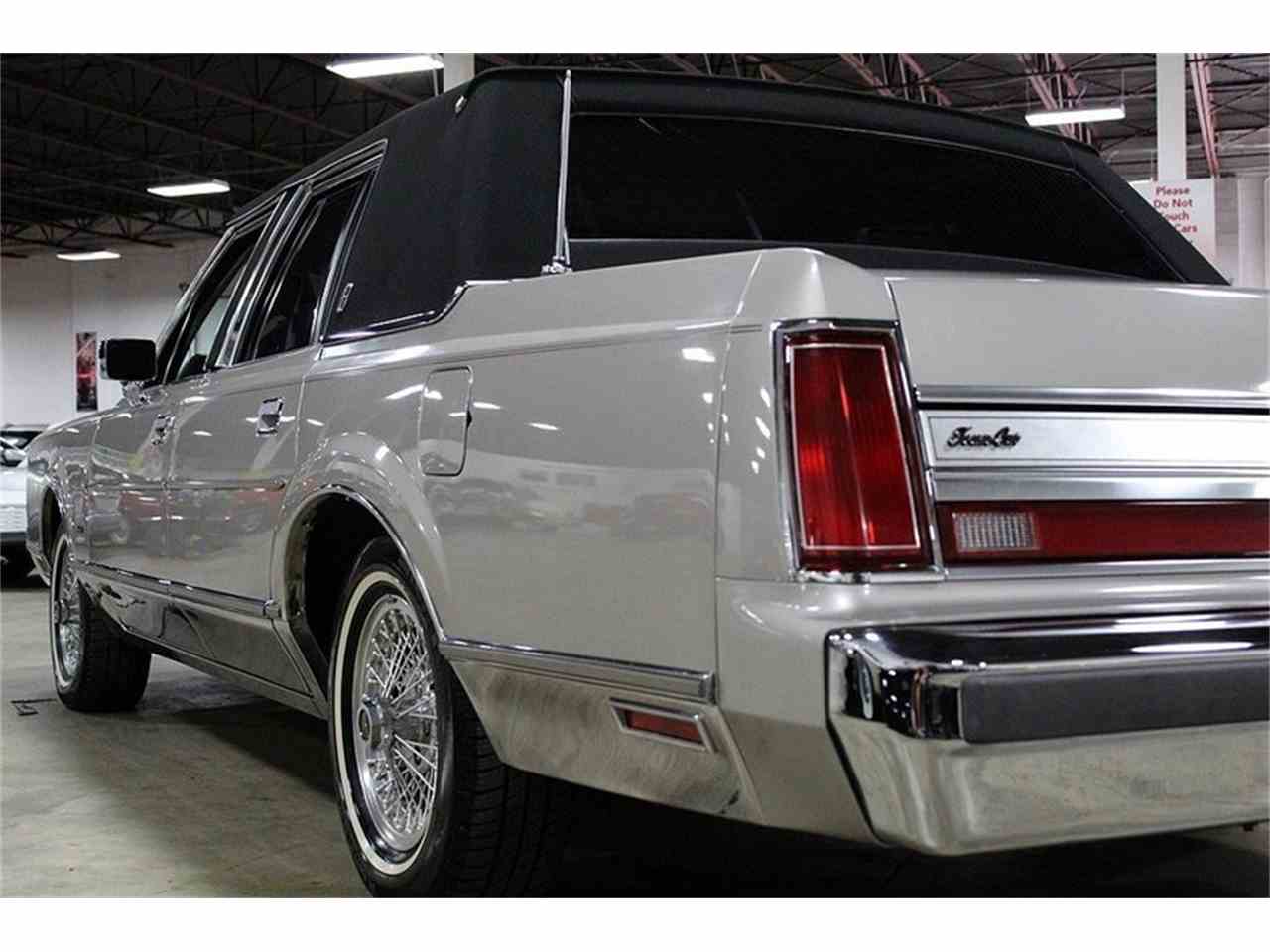 1988 Lincoln Town Car For Sale